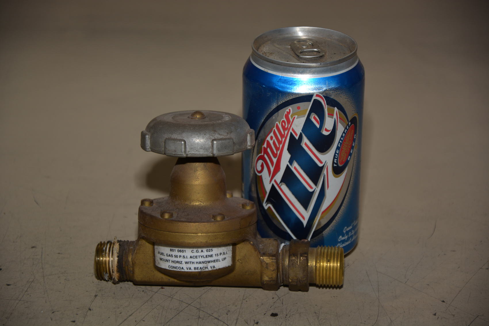 Fuel Gas 50 PSI Acetylene Valve 15 PSI CGA 025 801 0601 Made in USA