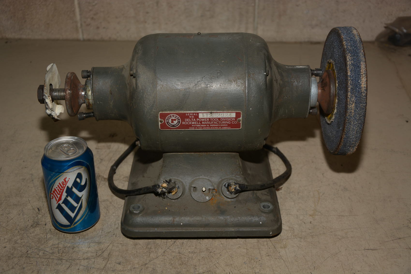 Rockwell Delta 7" Double-End Grinder / Buffer Body