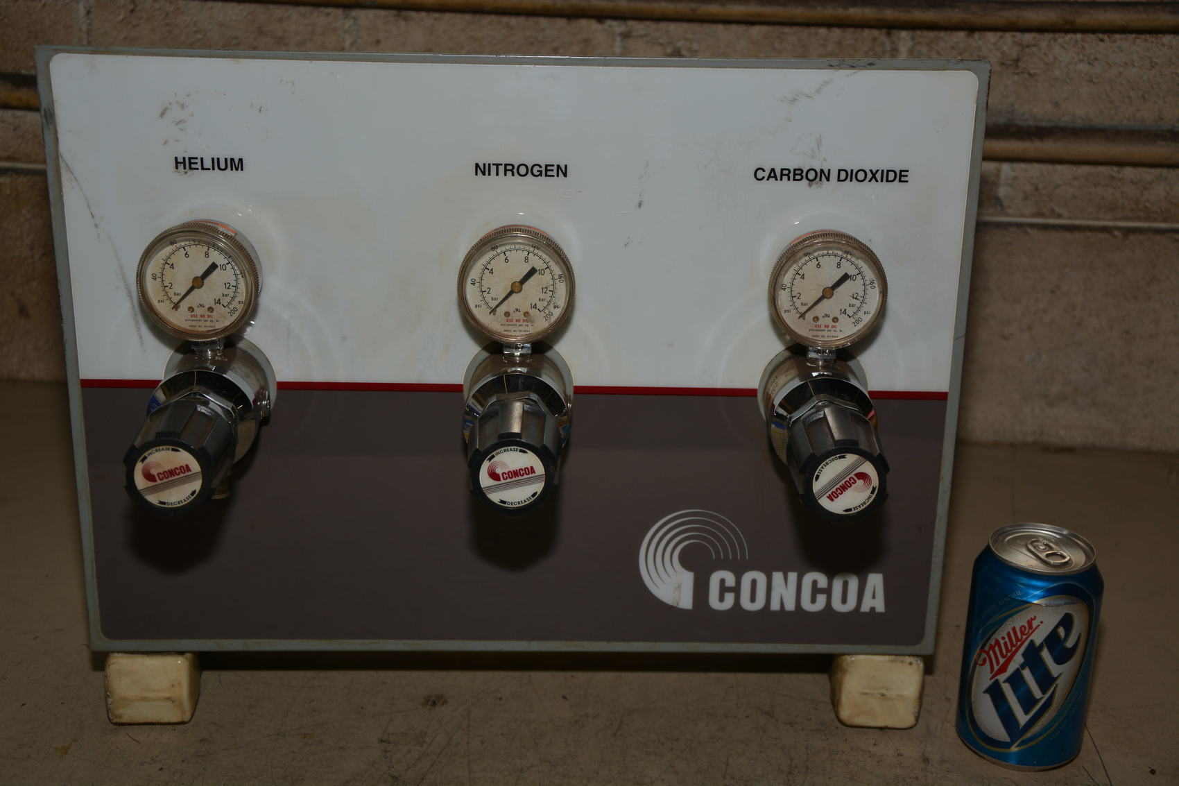 Concoa Helium / Nitrogen / CO2 3-Gas Regulator Panel, 5022010-01-000
