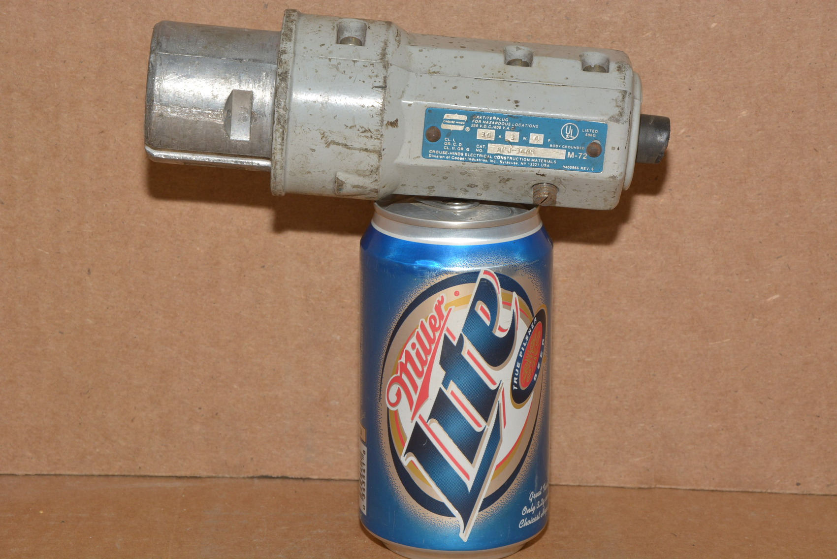 Crouse-Hinds APJ3485,Model M72 Arktite Plug,4-Pole,30 Amps