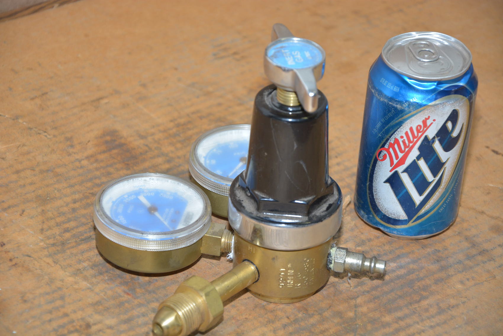 L-TEC INERT GAS REGULATOR CGA-580 TRIMLINE R-76