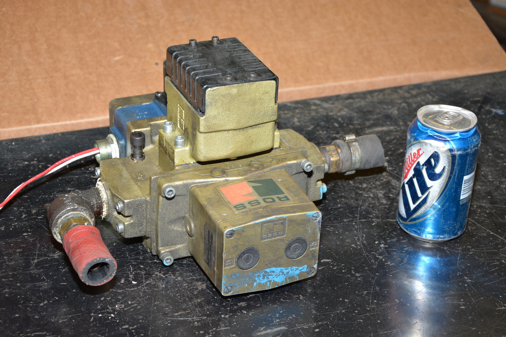 Ross Double Valve,mod.3573A4201;2-8.5 bar