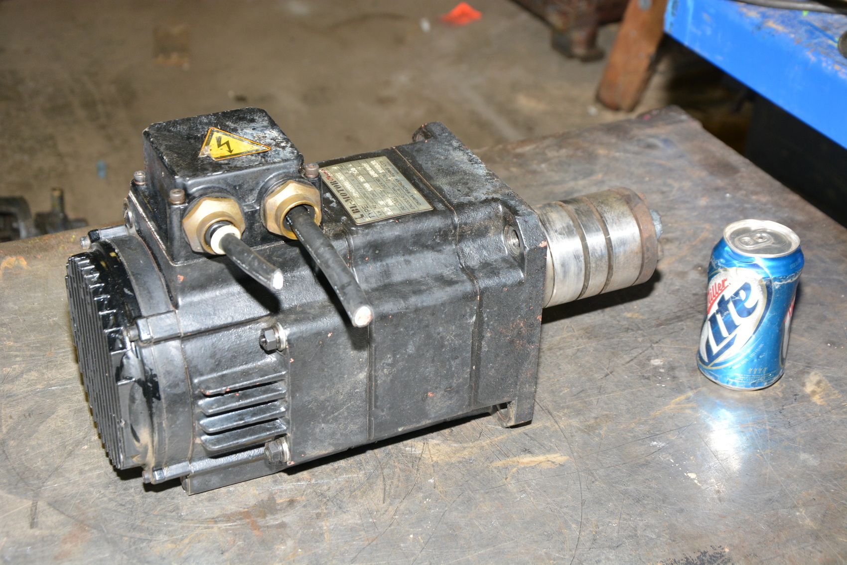 Okuma BL-H100E-12S Servo Motor;1.2 KW;1200 RPM;