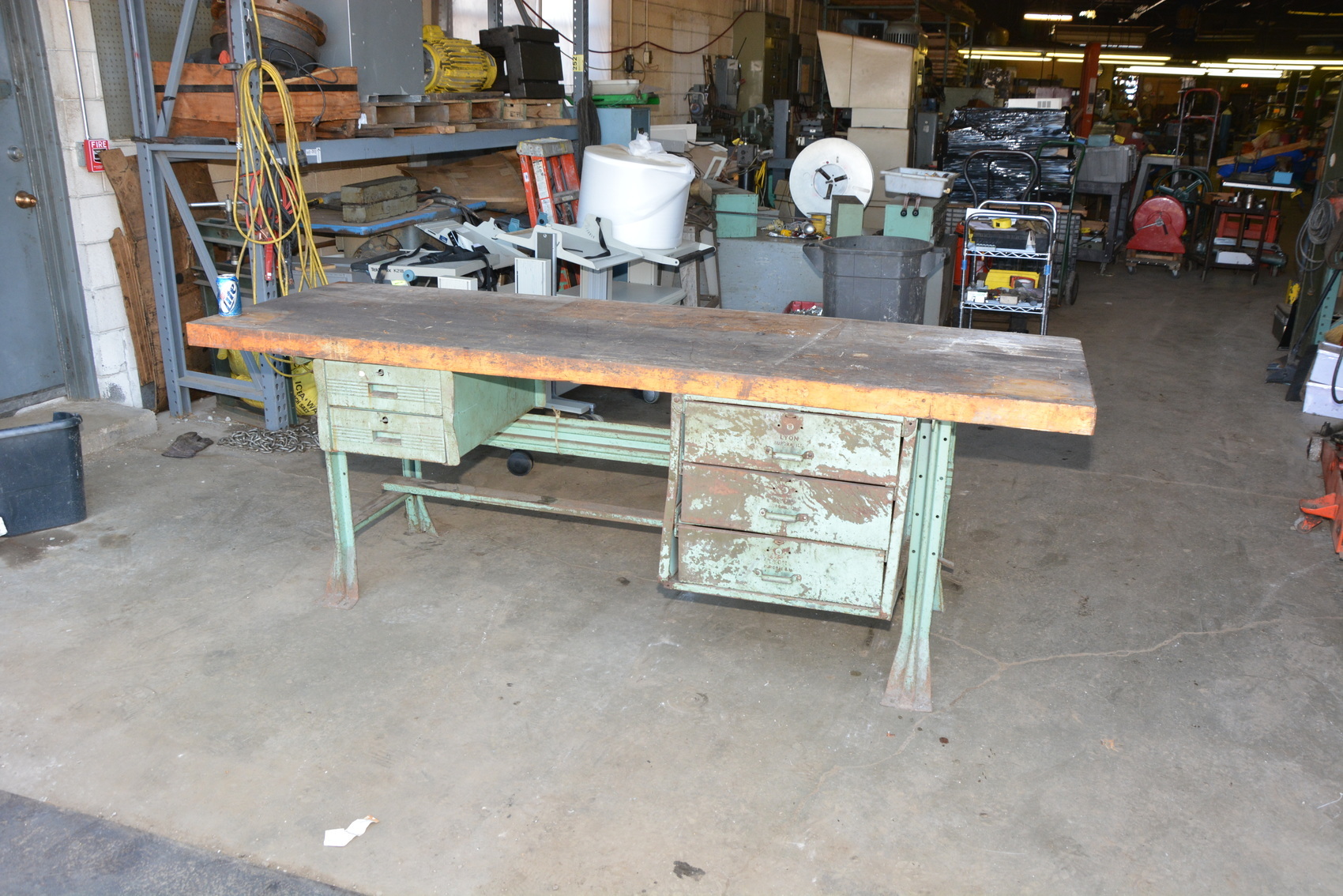 Heavy duty wood top industrial work bench workbench table desk cabinet
