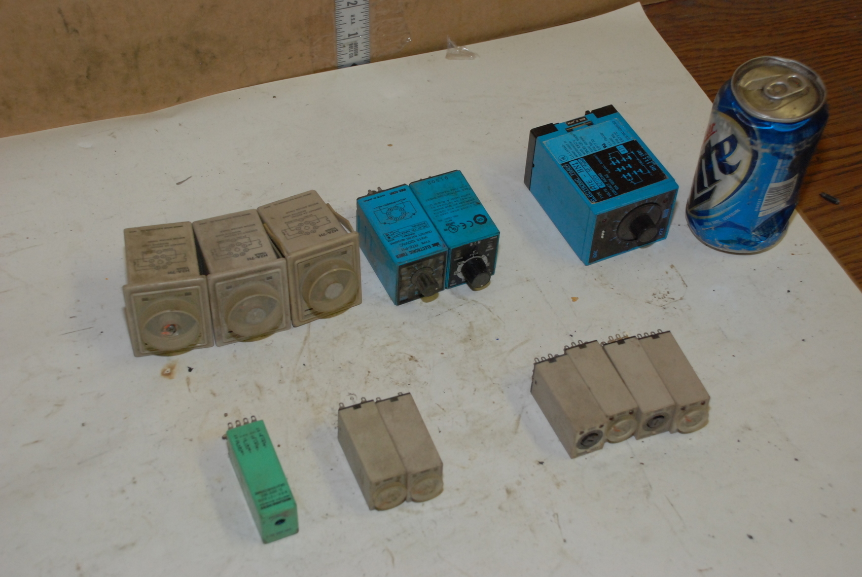 Lot of 13 Timer relay;IDEC;Omron;Midland ross time delay relay