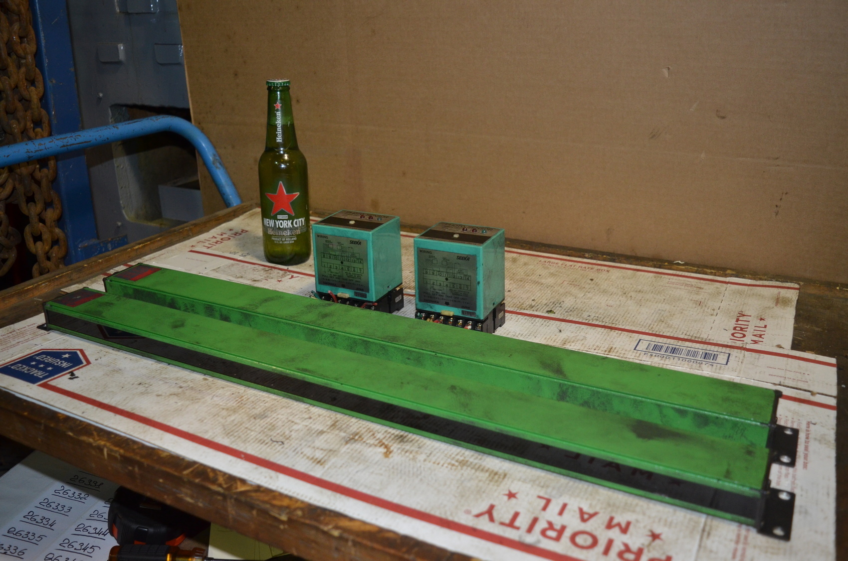 Lot 2 Seeka photo sensor light curtain power units relays;STM 116;SP1N