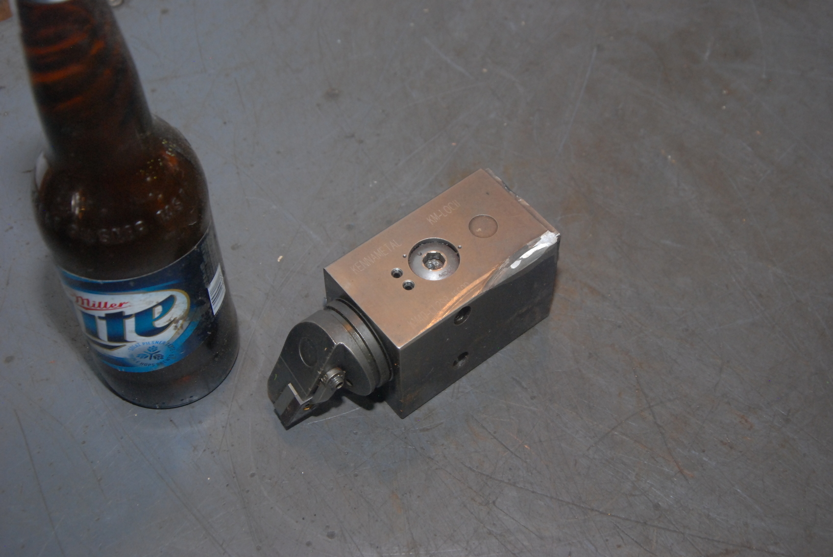 KENNAMETAL TOOL HOLDER KM-LOCii LOC11 KM40-CL2SR-1660D