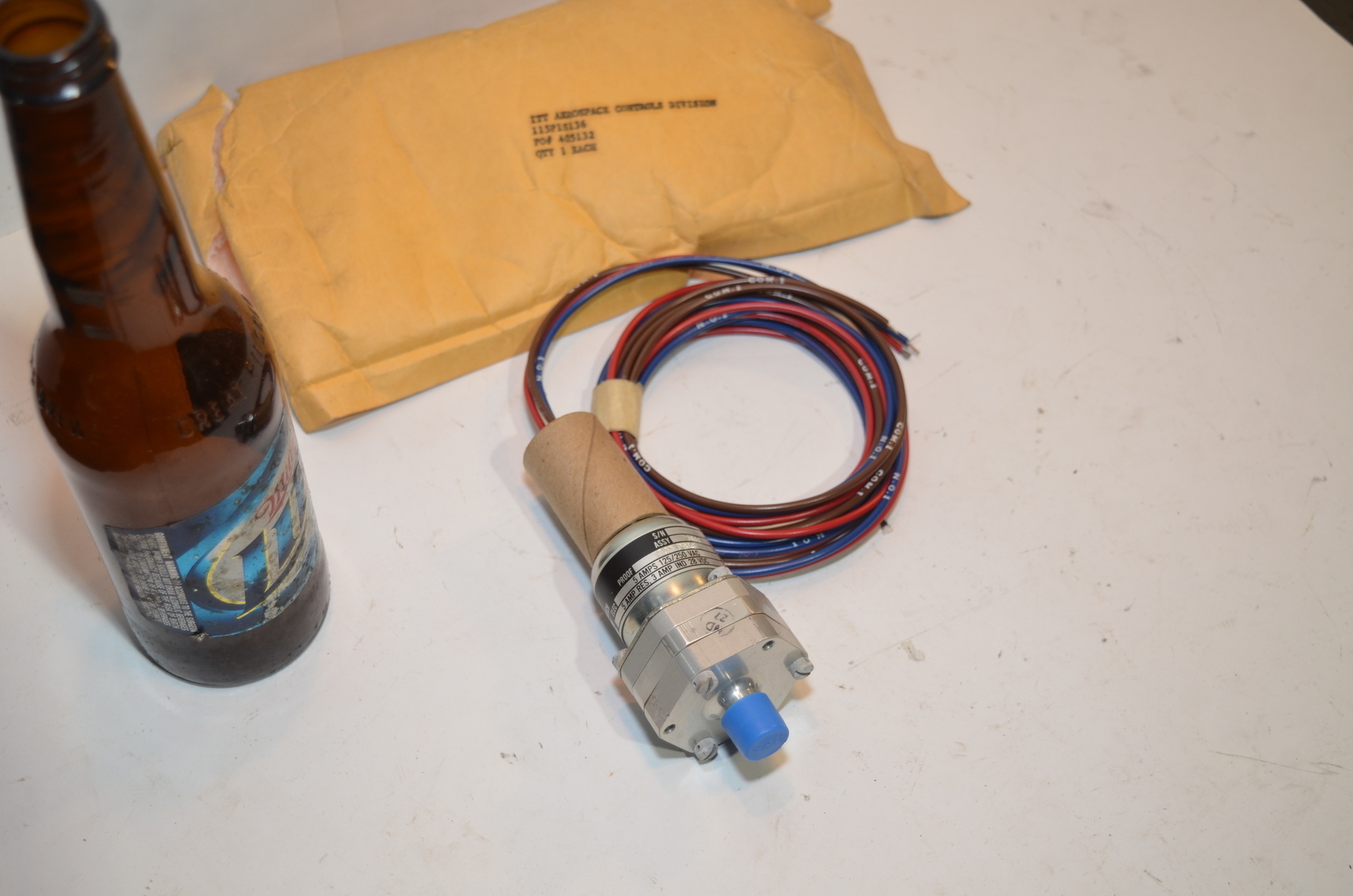 NEW!MILITARY SURPLUS ITT 115P1S136 Pressure Switch