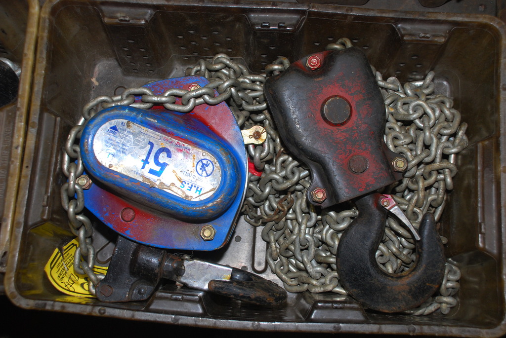 H.F.S. Manual Chain Hoist 5 ton, 20 ft. Chain, M050 Made in Austria